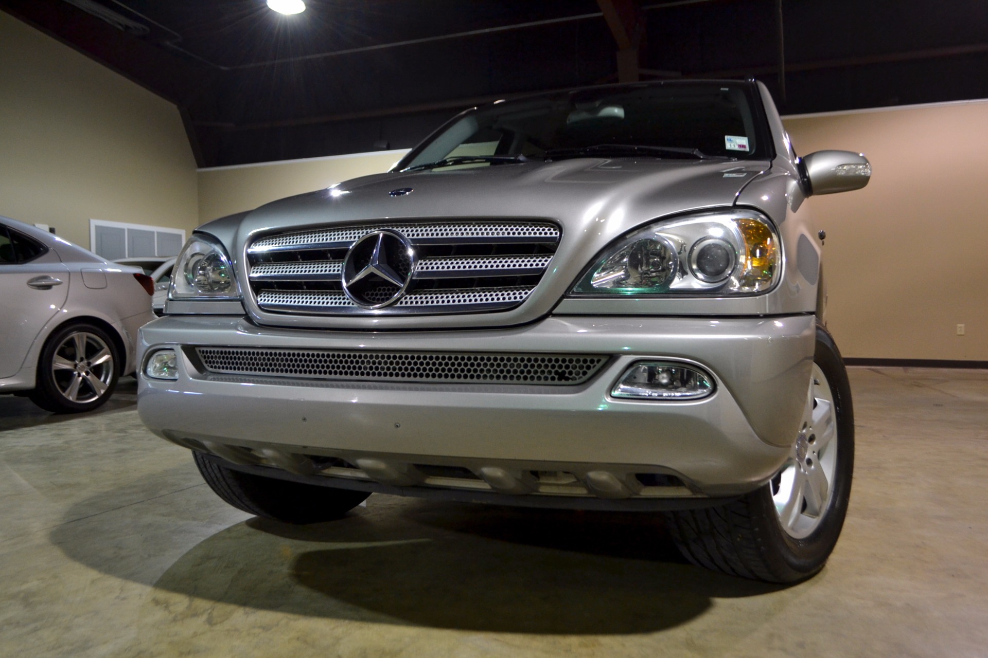 2005 Mercedes-Benz M-Class ML500