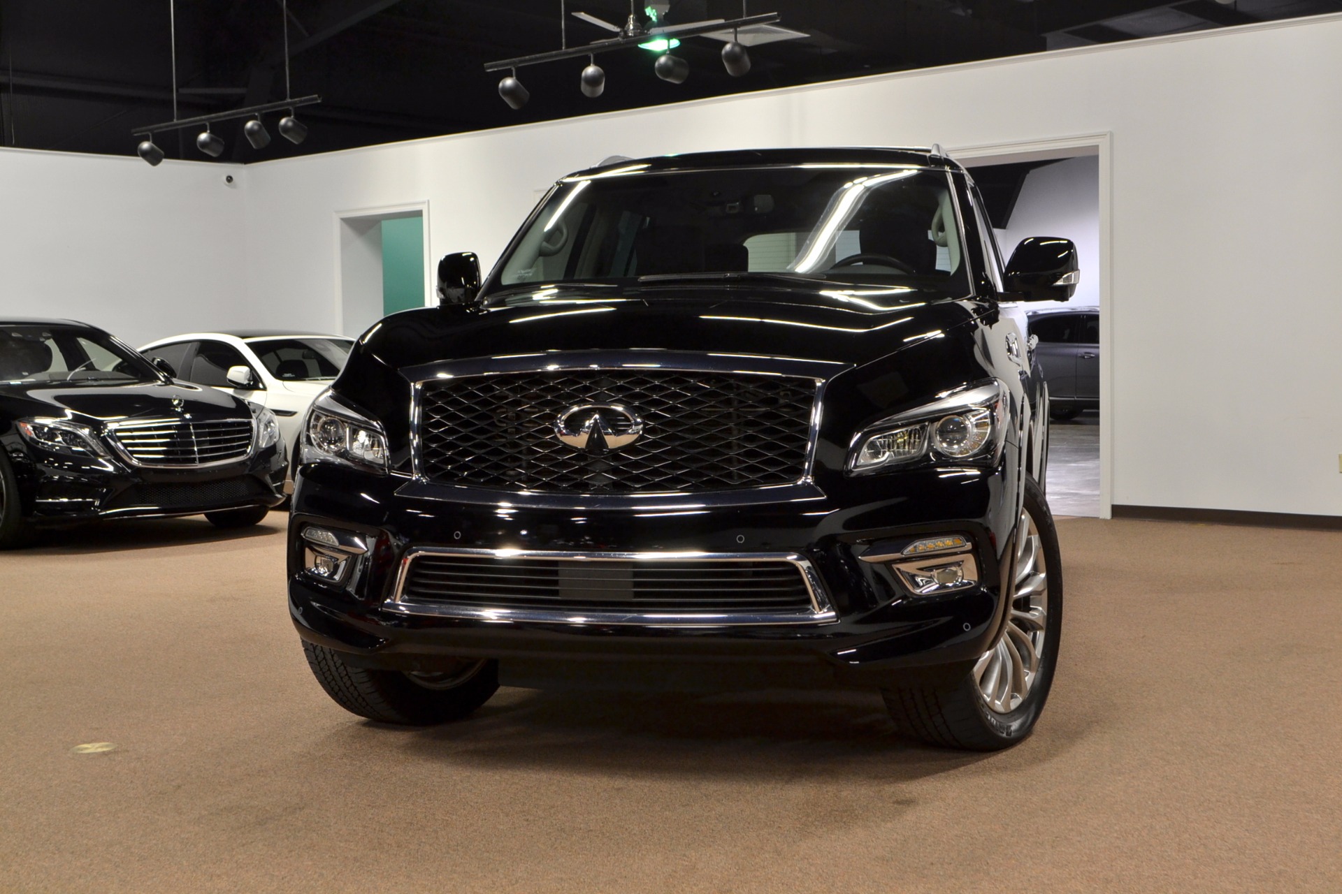 2015 INFINITI QX80